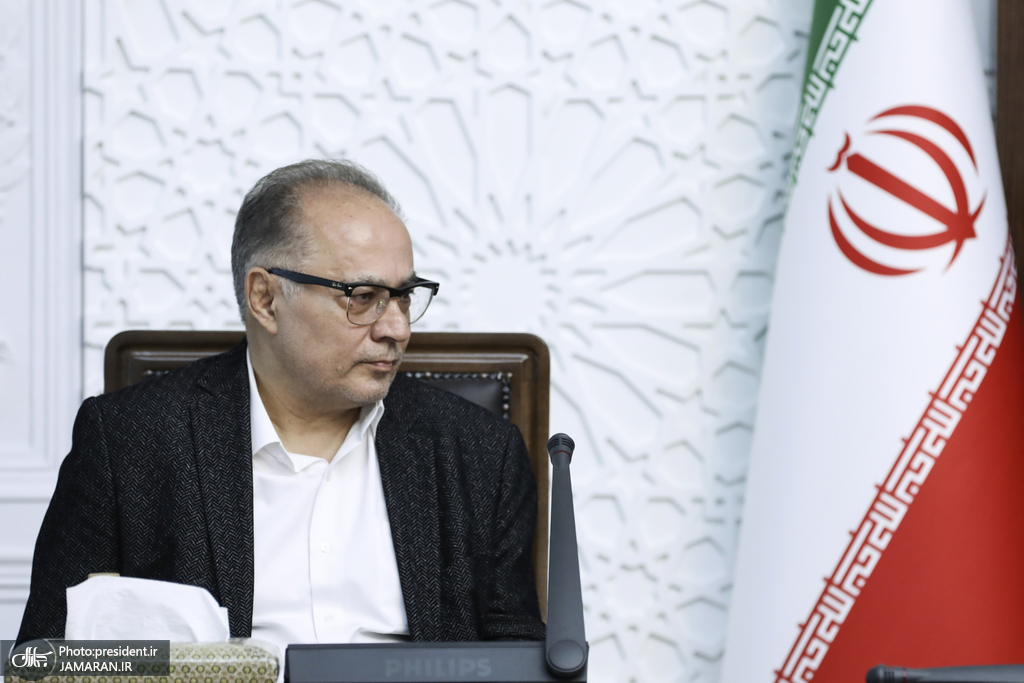 معاون پارلمانی پزشکیان: در حال آماده کردن لایحه اصلاحی قانون عفاف و ...